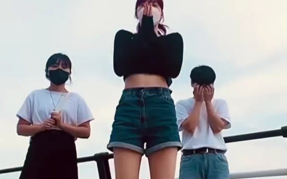 身材实在太好了！！！BADA LEE更新ins_哔哩哔哩_bilibili