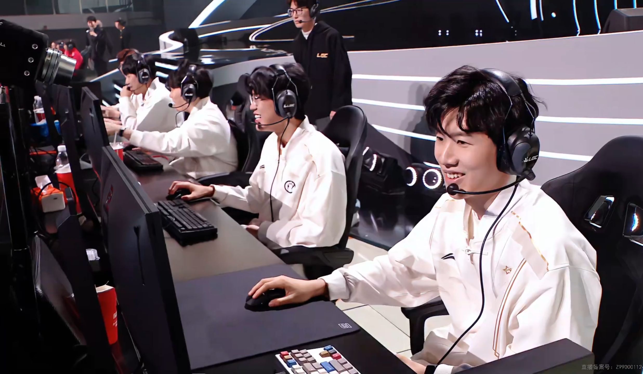 IG vs BL 新IG五人亮相传奇杯表演赛-borlsese-borlsese-哔哩哔哩视频