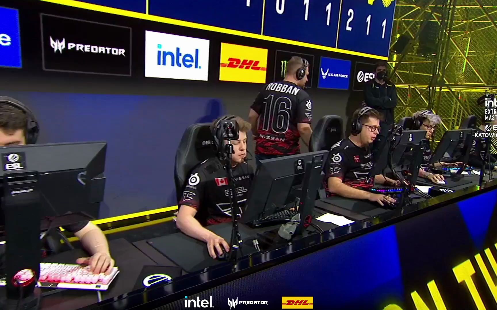 【决赛】FAZE vs G2 图3 dust2 2022IEM卡托维兹 CSBOY解说_电子竞技热门视频