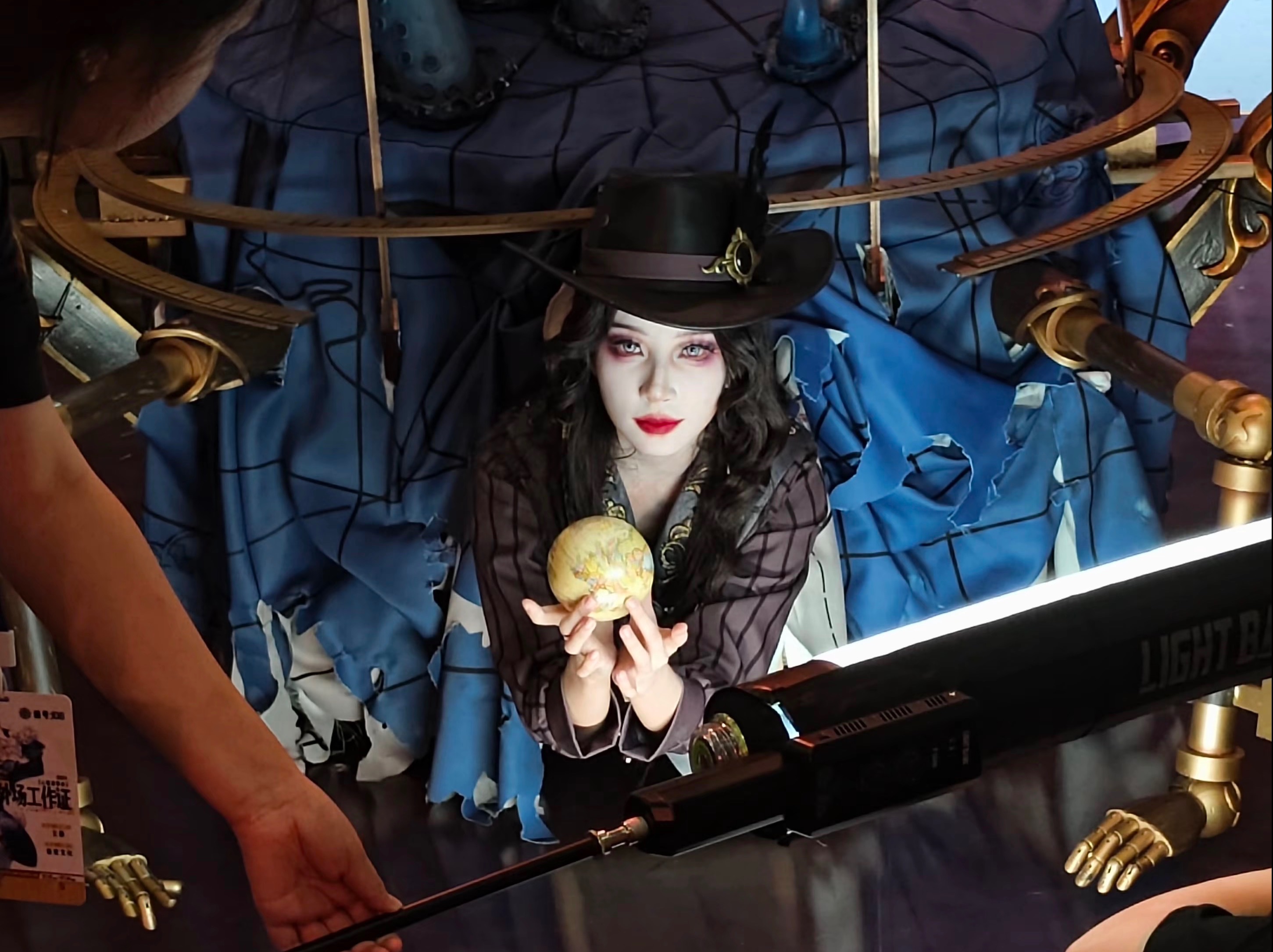 独家揭秘！蜘蛛小姐在壳里的姿势-兮雅seeya-兮雅seeya-哔哩哔哩视频