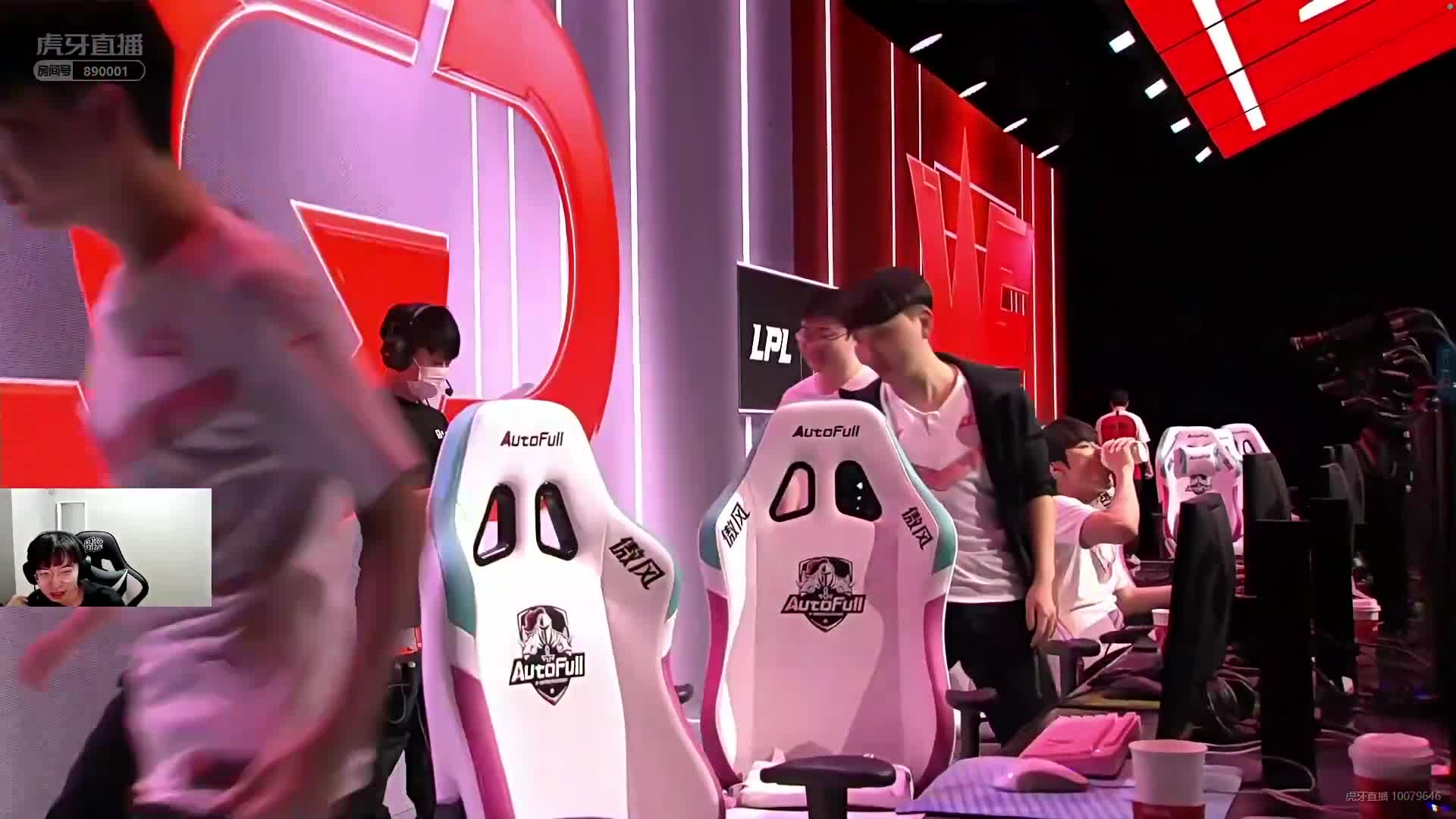 200814 WE957解说战大赛后季 WE vs LGD！_哔哩哔哩_bilibili