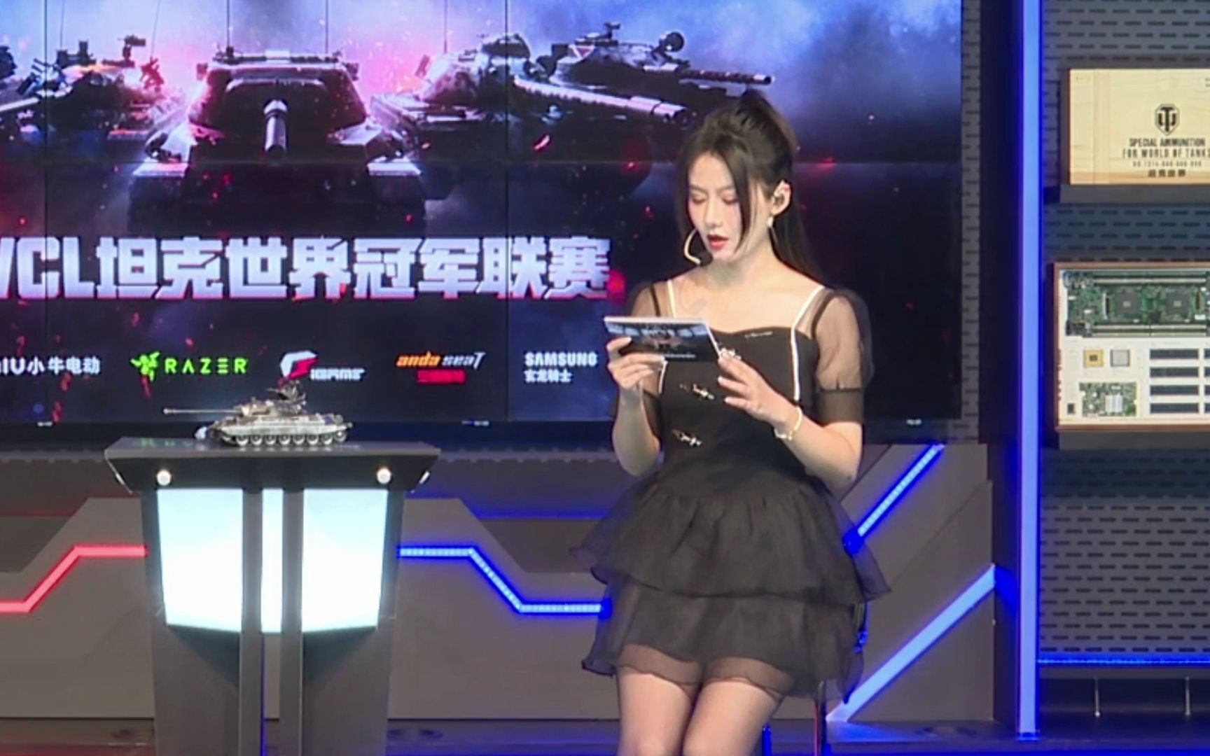坦克世界 2023坦克世界WCL比赛神秘解说小姐姐-尿座-尿座-哔哩哔哩视频