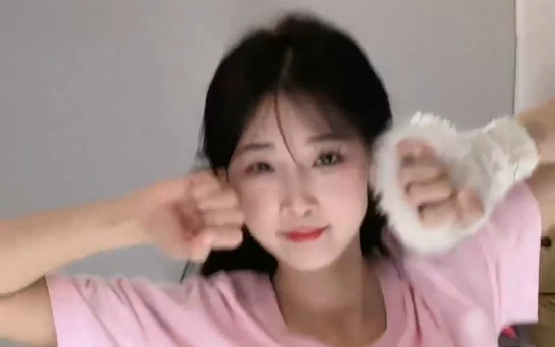 恋爱告急 完全甜妹~ 5.12-Nini很不乖的小粉丝-Nini很不乖的小粉丝-哔哩哔哩视频