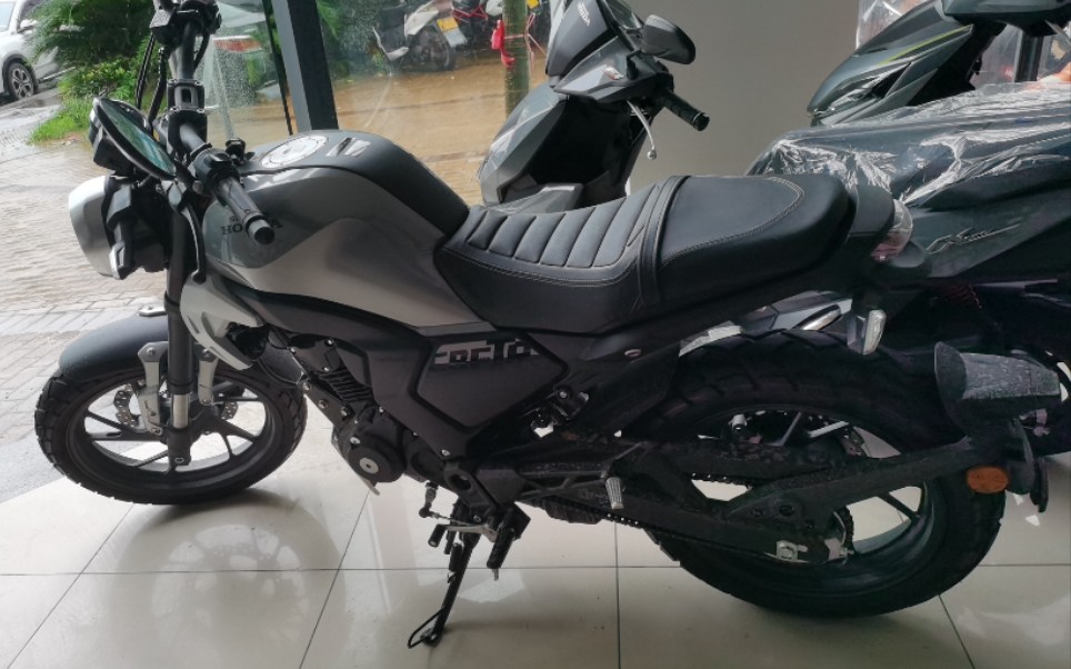 CBF190tr 周一上班日常_哔哩哔哩_bilibili