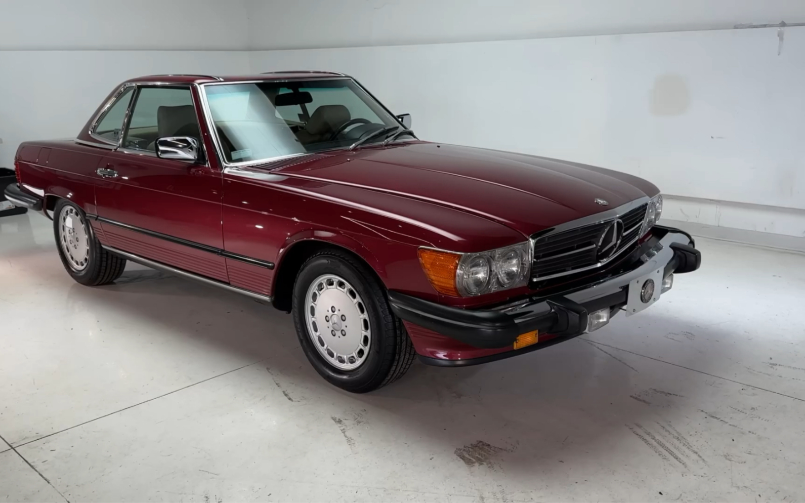 【汽车精洗】-梅赛德斯 560SL R107，干冰清洗、油漆校正、抛光等……-修复repair-修复repair-哔哩哔哩视频