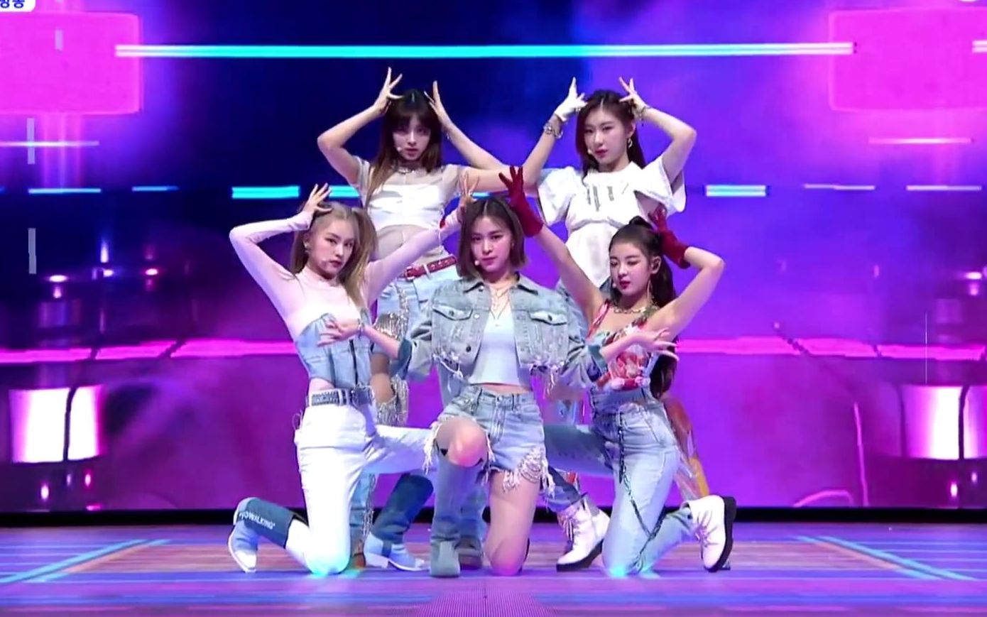 ITZY 200827 舞台现场KCON 24HRS+WANNABE_哔哩哔哩_bilibili