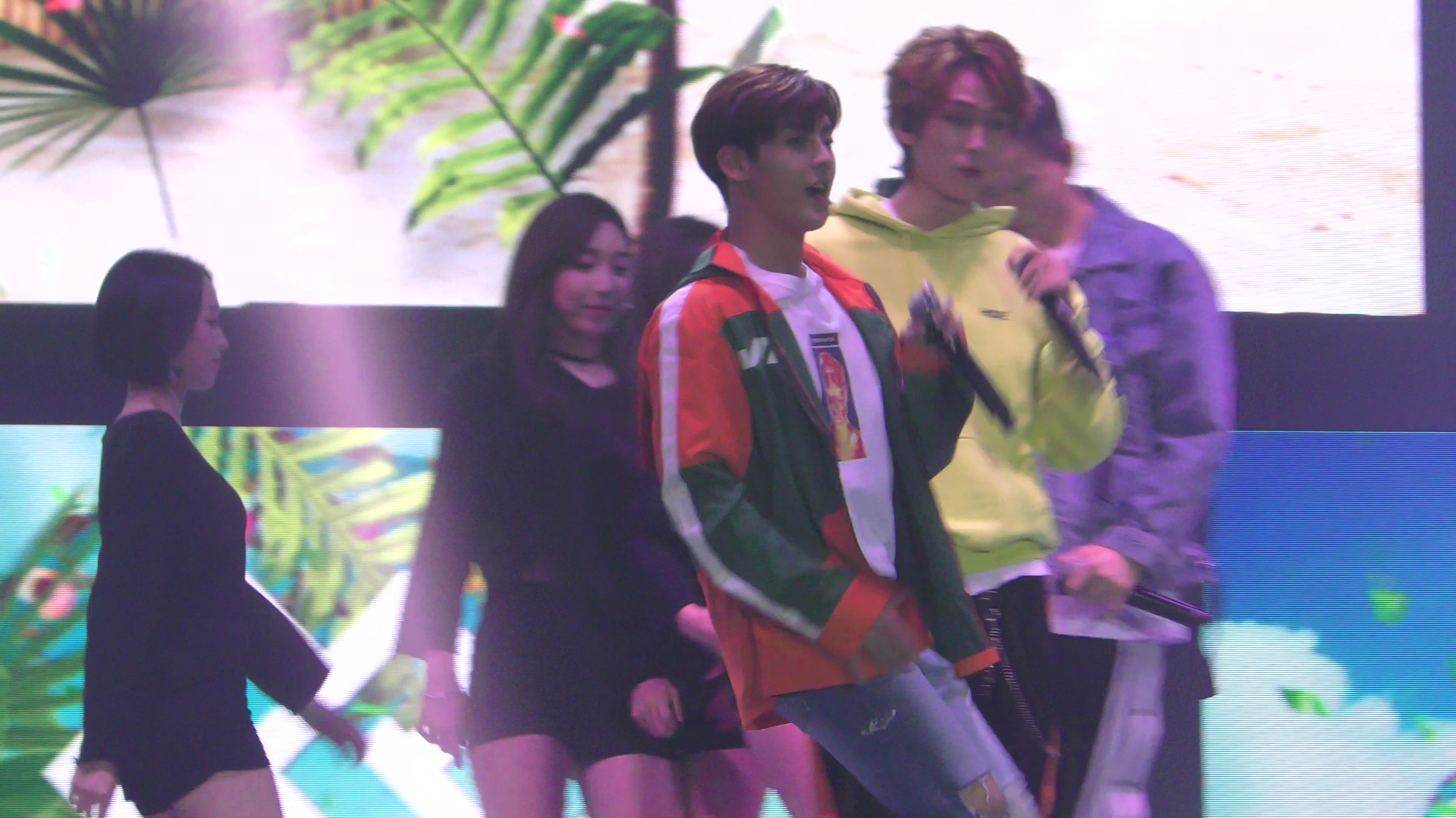 4K画质 181014 BTOB泰国演唱会-IceBreaker 李旼赫focus_哔哩哔哩_bilibili