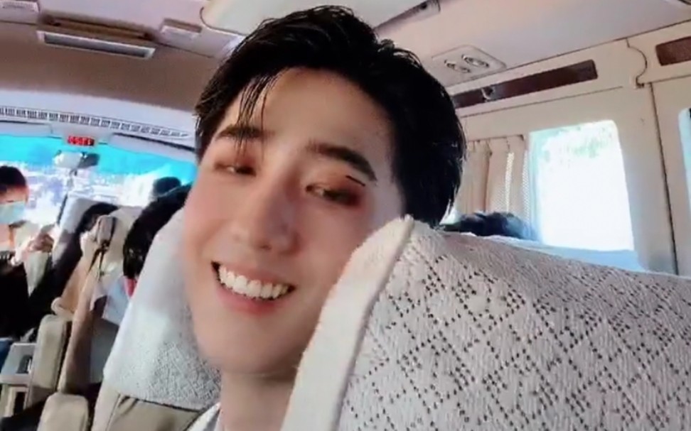 【R1SE | 赵让】让让，这就是你口罩遮眼上下班的原因吗？？_哔哩哔哩_bilibili