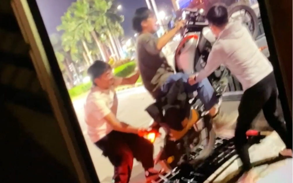 没想到竟然会是这样的结局。-阿镜Jochem-阿镜Jochem-哔哩哔哩视频