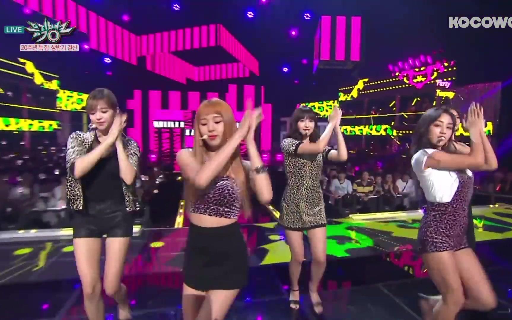 【RED VELVET】【TWICE】《GEE》+《SO HOT》KBS音银20周年_哔哩哔哩_bilibili