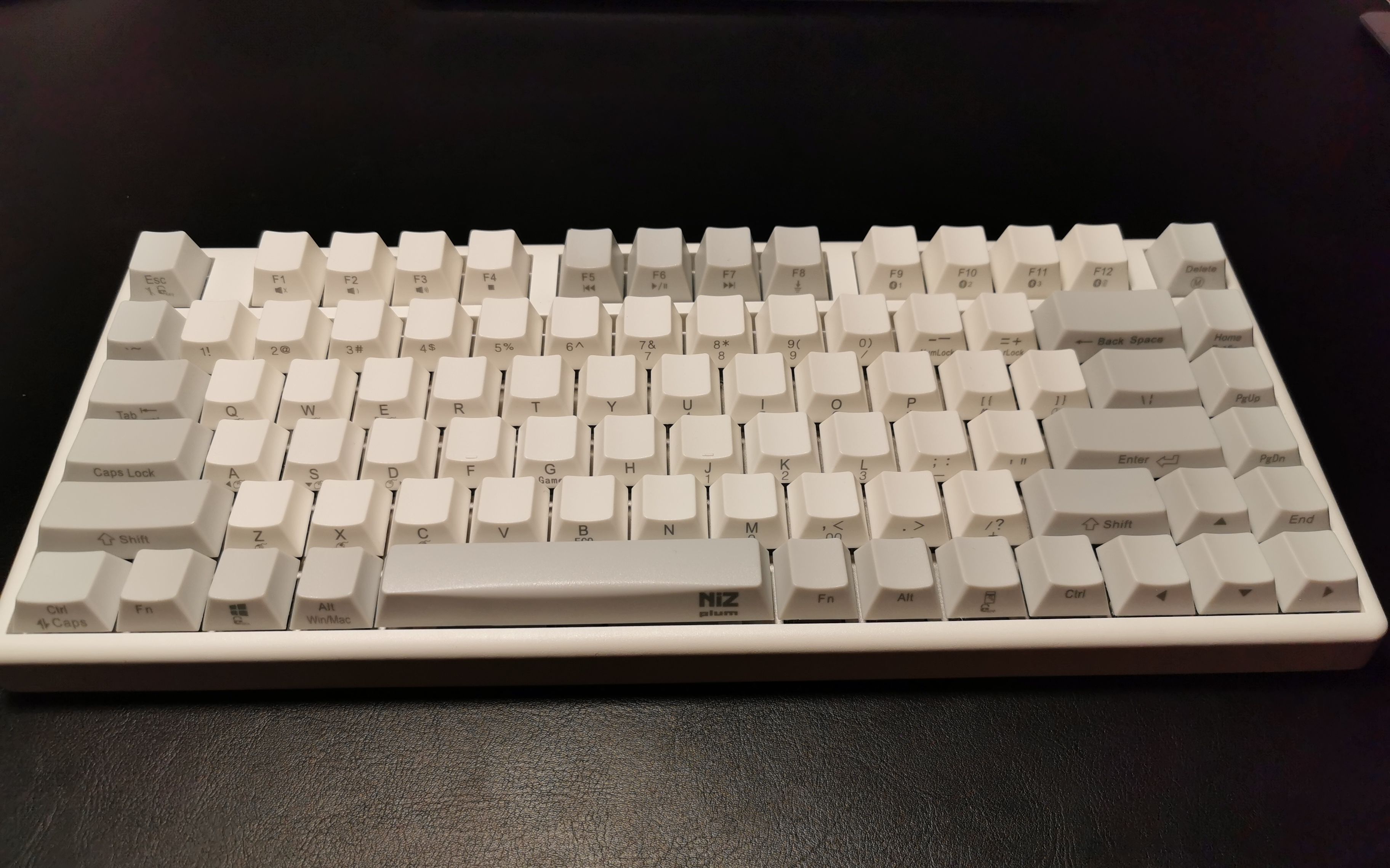 宁芝niz micro84 静电容键盘 敲击——外设小白自用新入荷_哔哩哔哩_bilibili