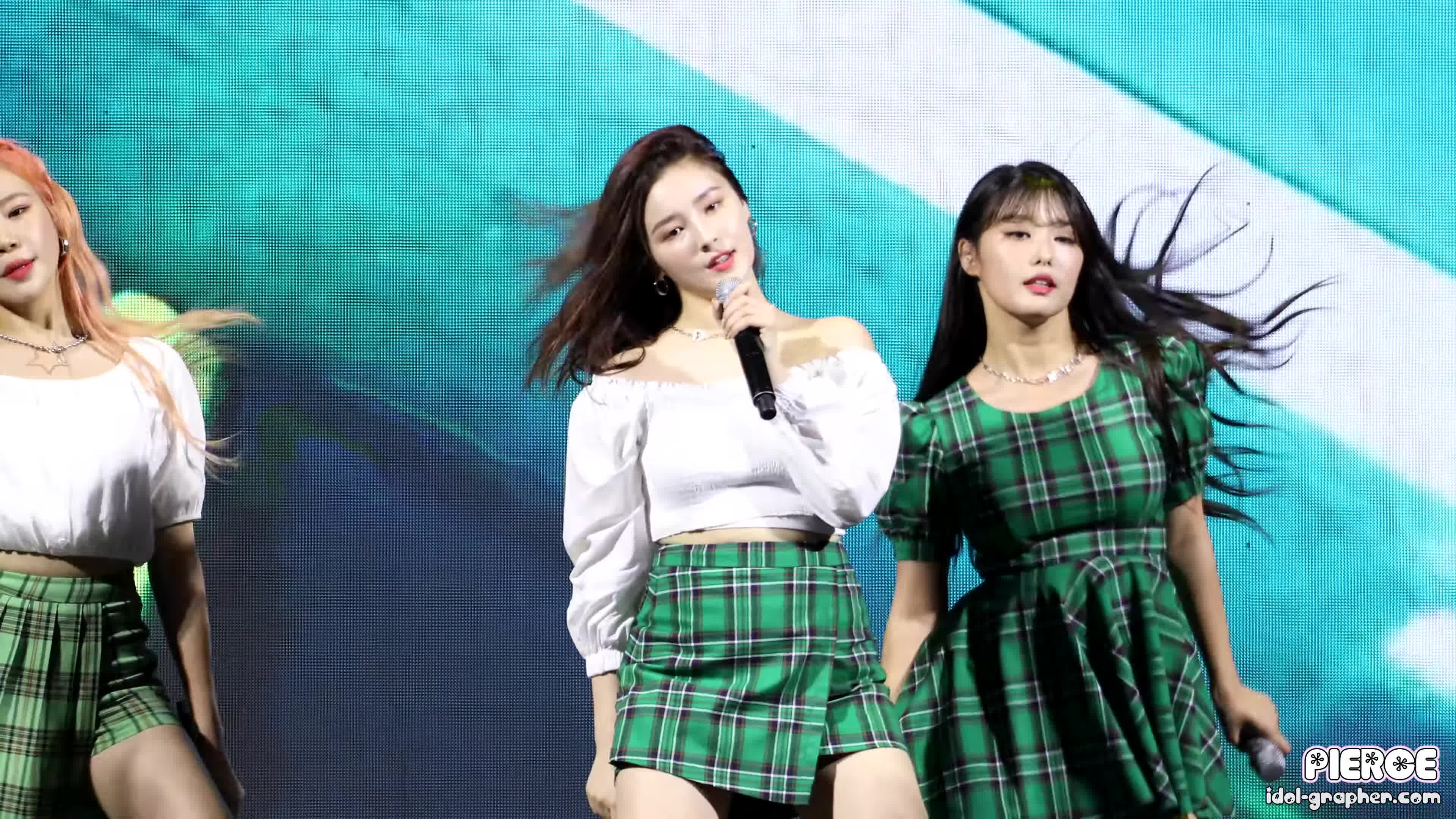 MOMOLAND / NANCY Fancam update 200104_哔哩哔哩_bilibili