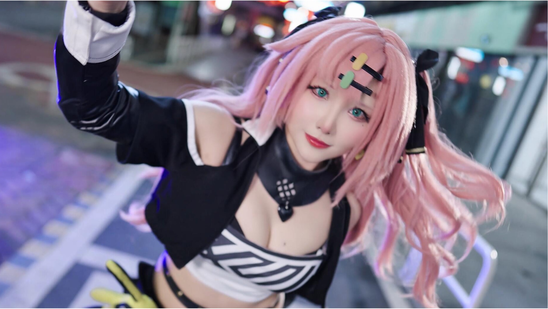 ⚡️ 真 实的 物 理 引 擎⚡️ 屑 妮 可 老 大 4K COS ️-吖静sizu222-吖静sizu222-哔哩哔哩视频