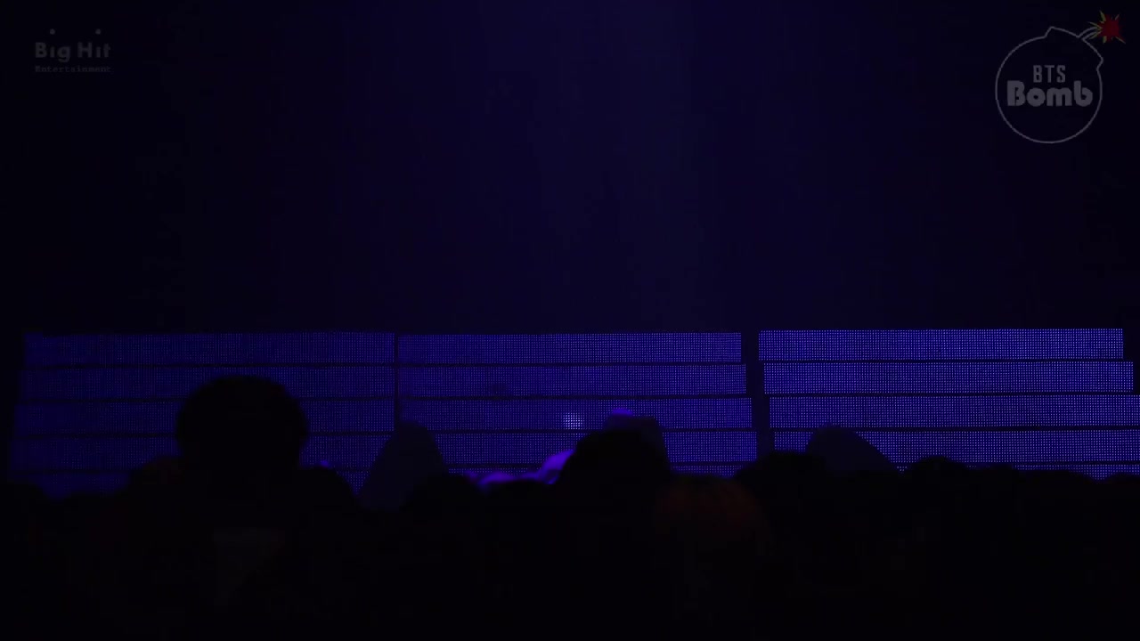 【WNS】[BANGTAN BOMB]Stage 直拍@COMEBACK SHOW 'BTS DNA' 防弹少年团_哔哩哔哩_bilibili