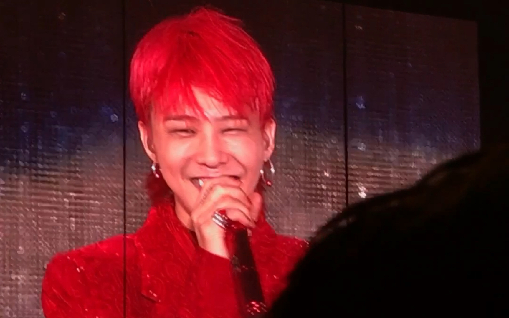 IU教GD说中文 害羞龙你值得拥有|GD “MOTTE”台北场|iu嘉宾|说中文超可爱的奶龙_哔哩哔哩_bilibili