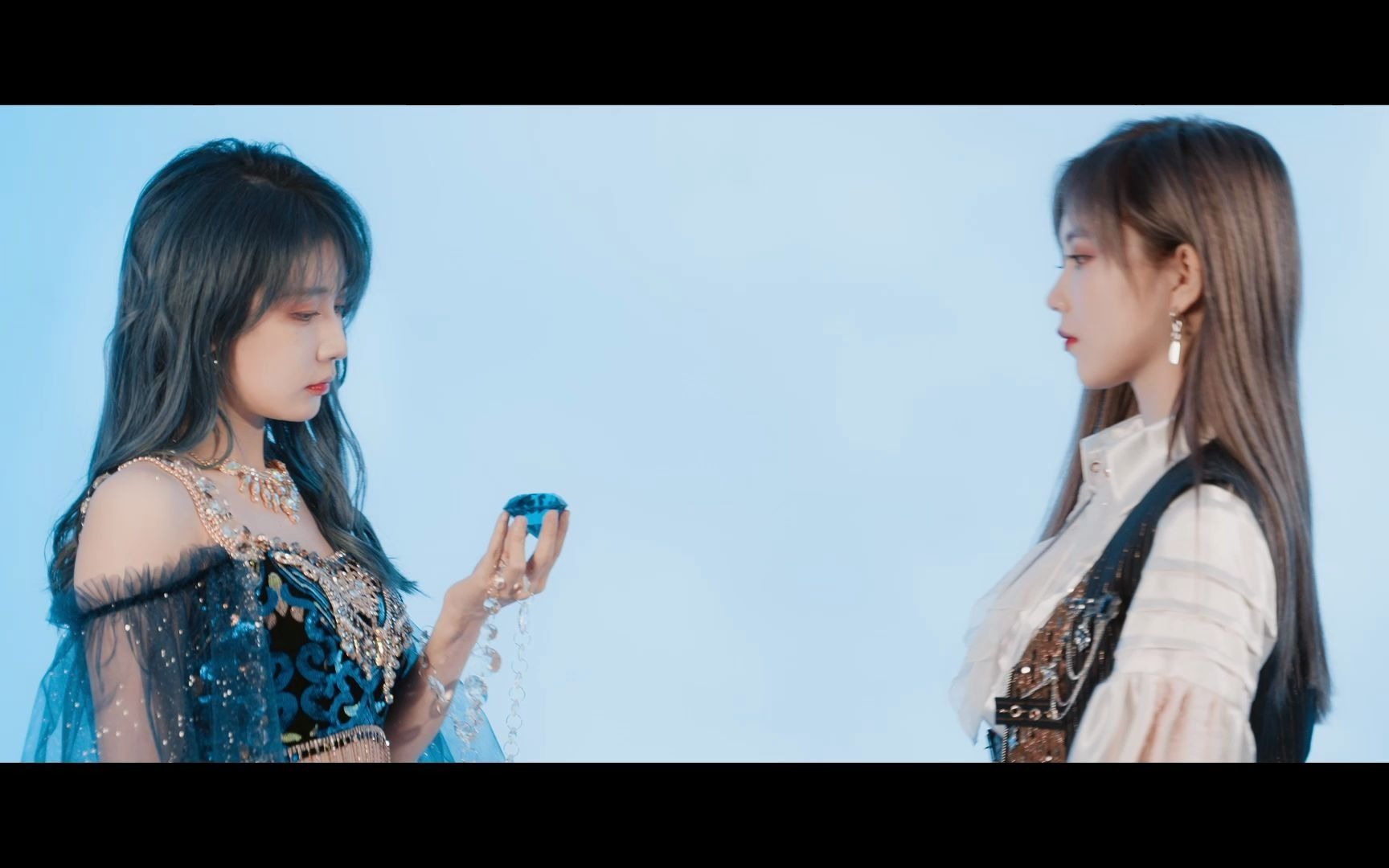 【SNH48 GROUP】郑丹妮&陈珂《Look Out（讯号）》Intro_哔哩哔哩_bilibili