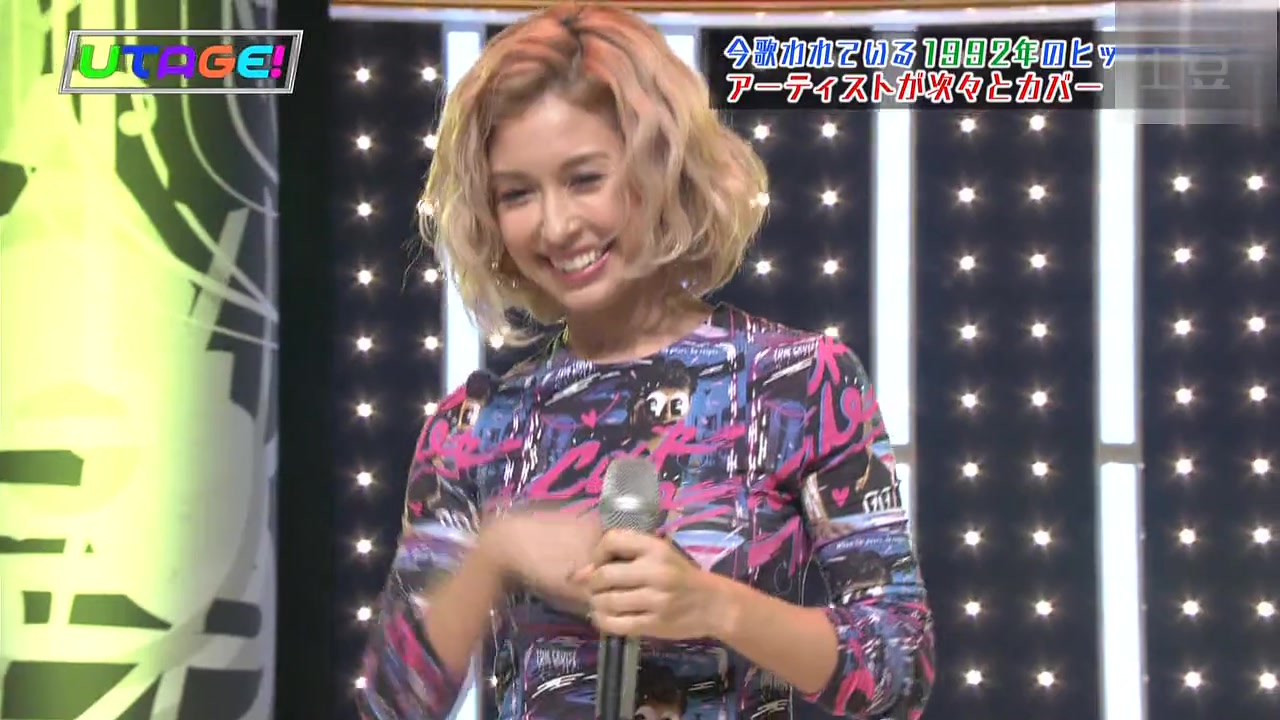 BENI - 決戦は金曜日 (UTAGE! 2014.08.18)_哔哩哔哩_bilibili