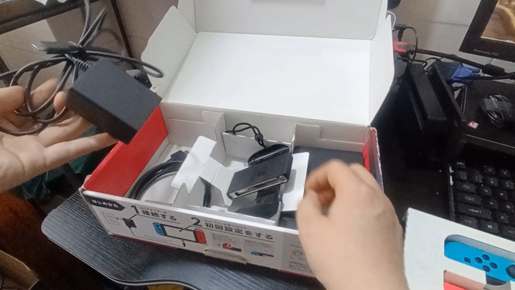 今天上架几个switch，续航版，oled，lite，都有，闲鱼号同名。喜欢的可以加个关注。_哔哩哔哩_bilibili