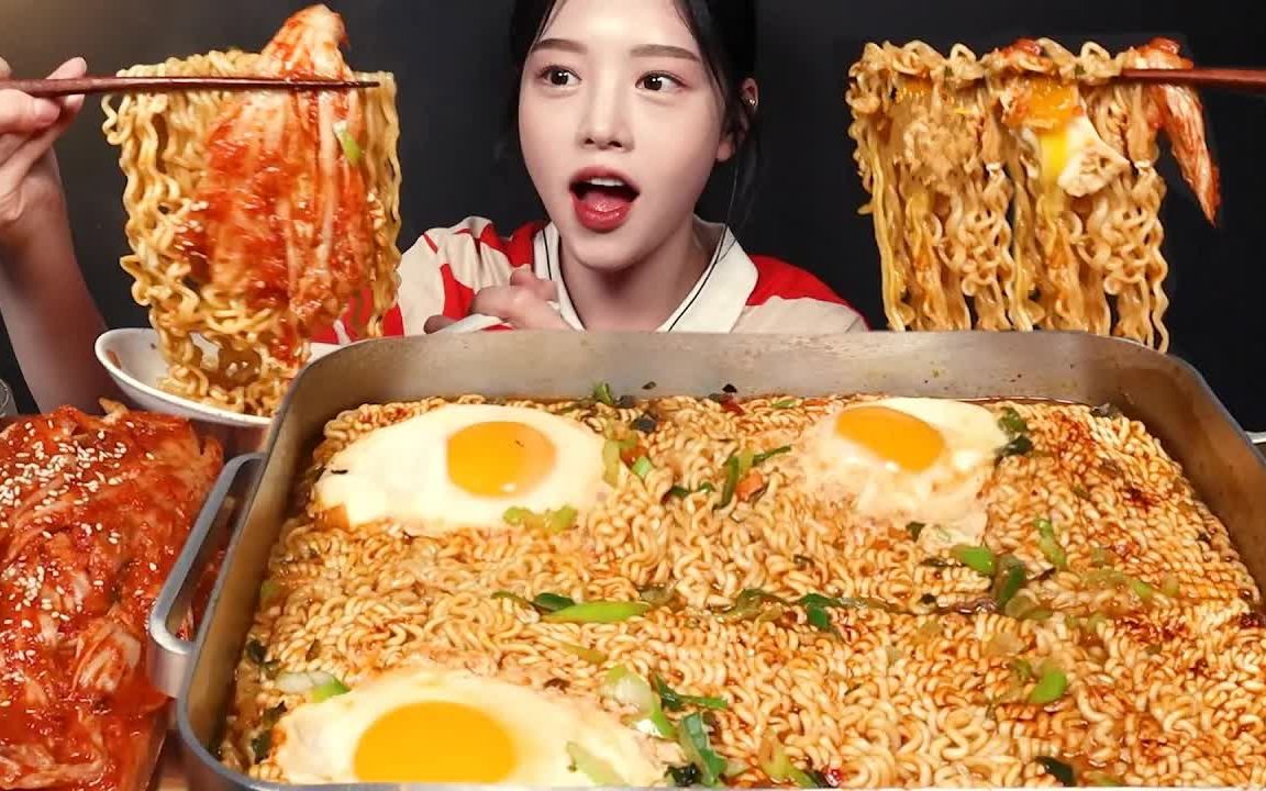 【Boki 中字】一口气吃掉五包辣味真拉面，搭配泡菜太好吃了！-BOKI小姐姐-BOKI小姐姐-哔哩哔哩视频