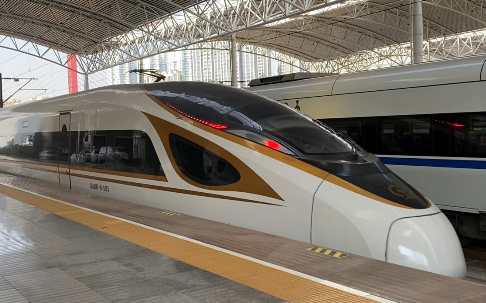【中国铁路】搭载永济变流器的CR400BF-B-5155上海站出站_哔哩哔哩_bilibili