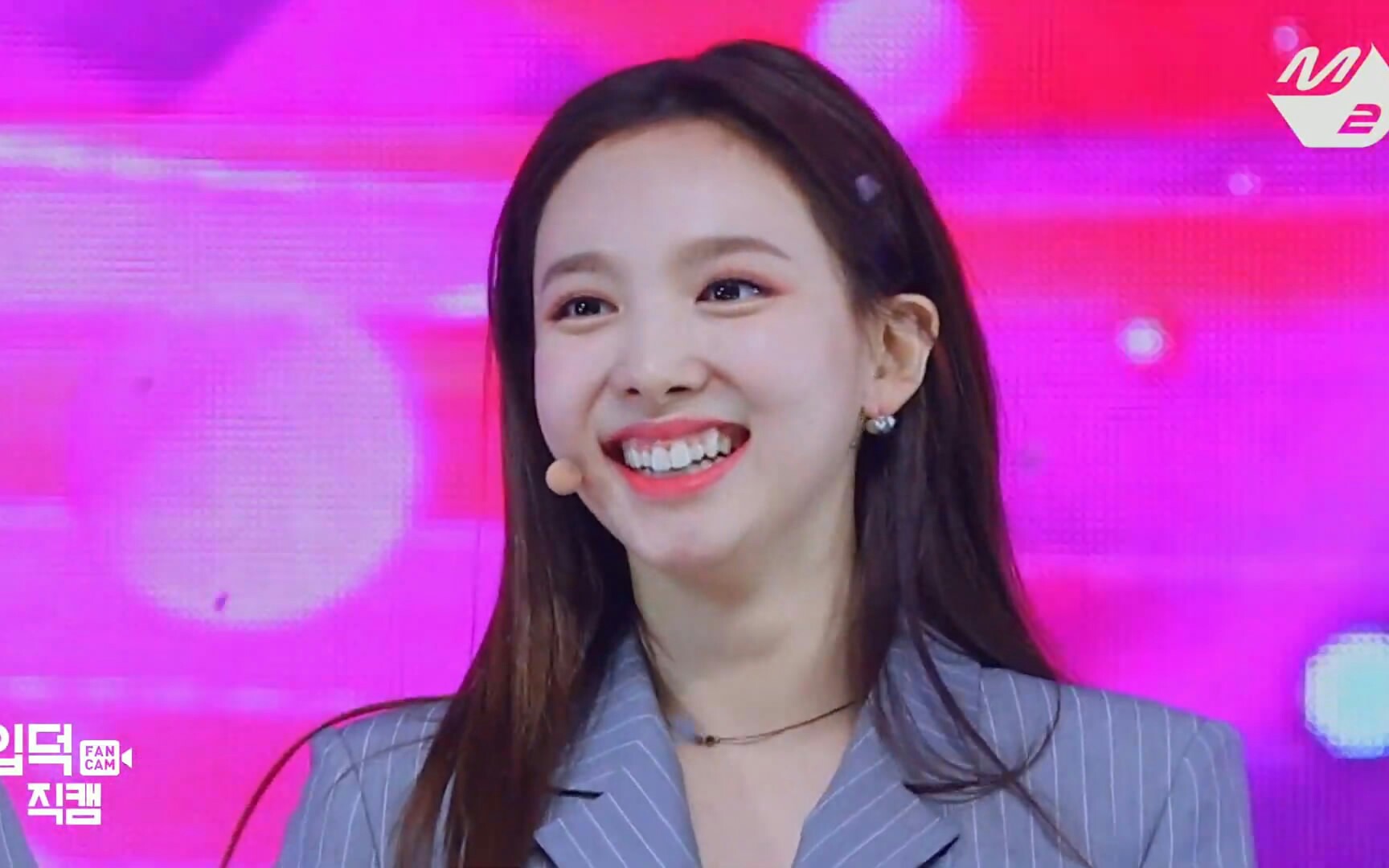 【林娜琏】MPD西装官方直拍FANCY满分一位 TWICE NAYEON FanCam舞台表演现场FOCUS MCOUNTDOWN_2019.5.2_哔哩哔哩_bilibili
