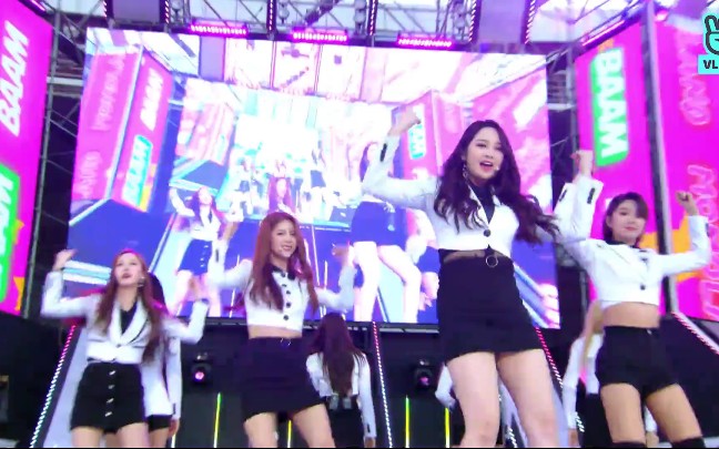 【MOMOLAND】蹦迪神曲《BAAM》+《BBoom BBoom》_哔哩哔哩_bilibili