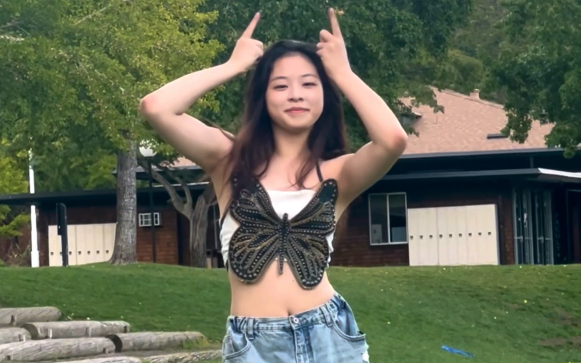 【Emma】16岁翻跳unforgiven｜这段也好喜欢！！-Emmmmmmazhu-Emmmmmmazhu-哔哩哔哩视频