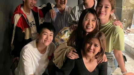 【bkpp】pp麻麻更新igs家庭聚餐合照_哔哩哔哩_bilibili