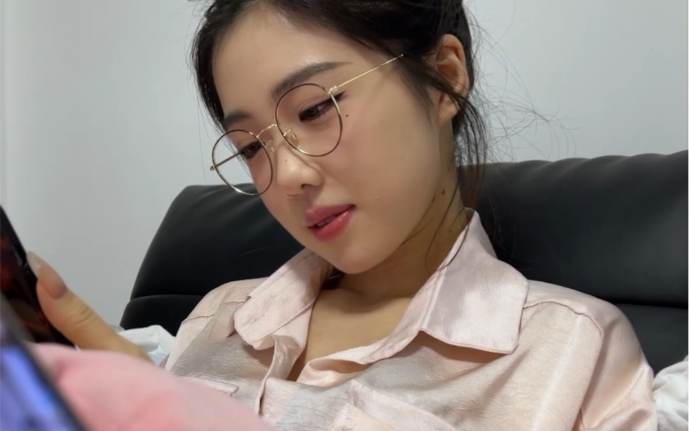 女朋友皮肤和头发都越来越好，她这是得对我有多色呀…-林一的小酥-林一的小酥-哔哩哔哩视频