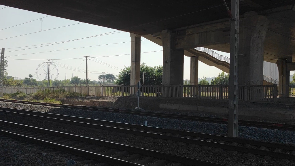 京广线上行T290交汇下行K233_哔哩哔哩_bilibili