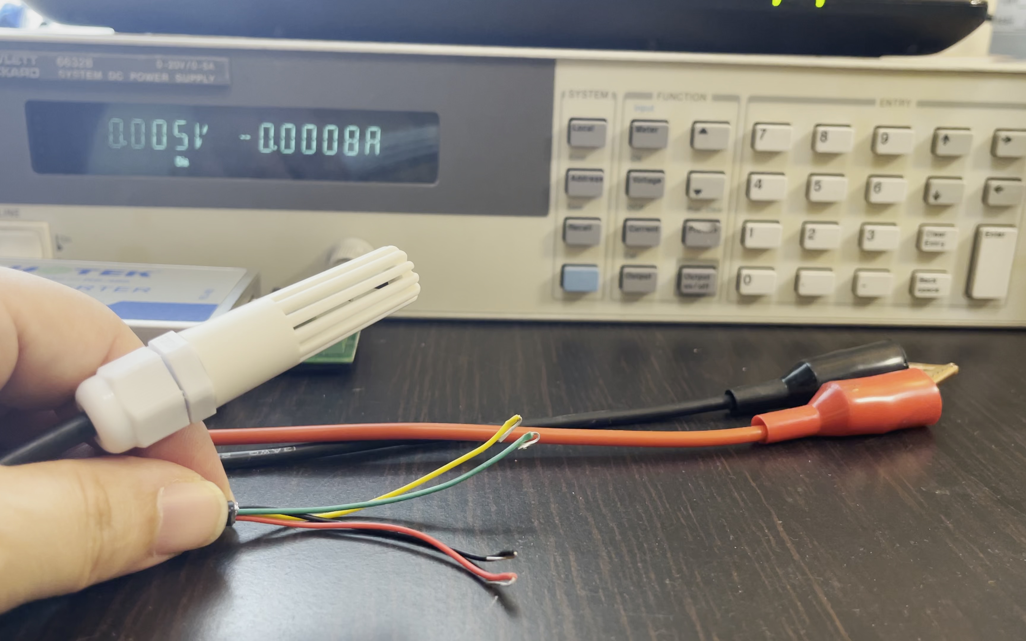 太卷了！淘宝上25元买到的温湿度485变送器性能测评，结果出乎意料！-朗圣自动化-朗圣自动化-哔哩哔哩视频