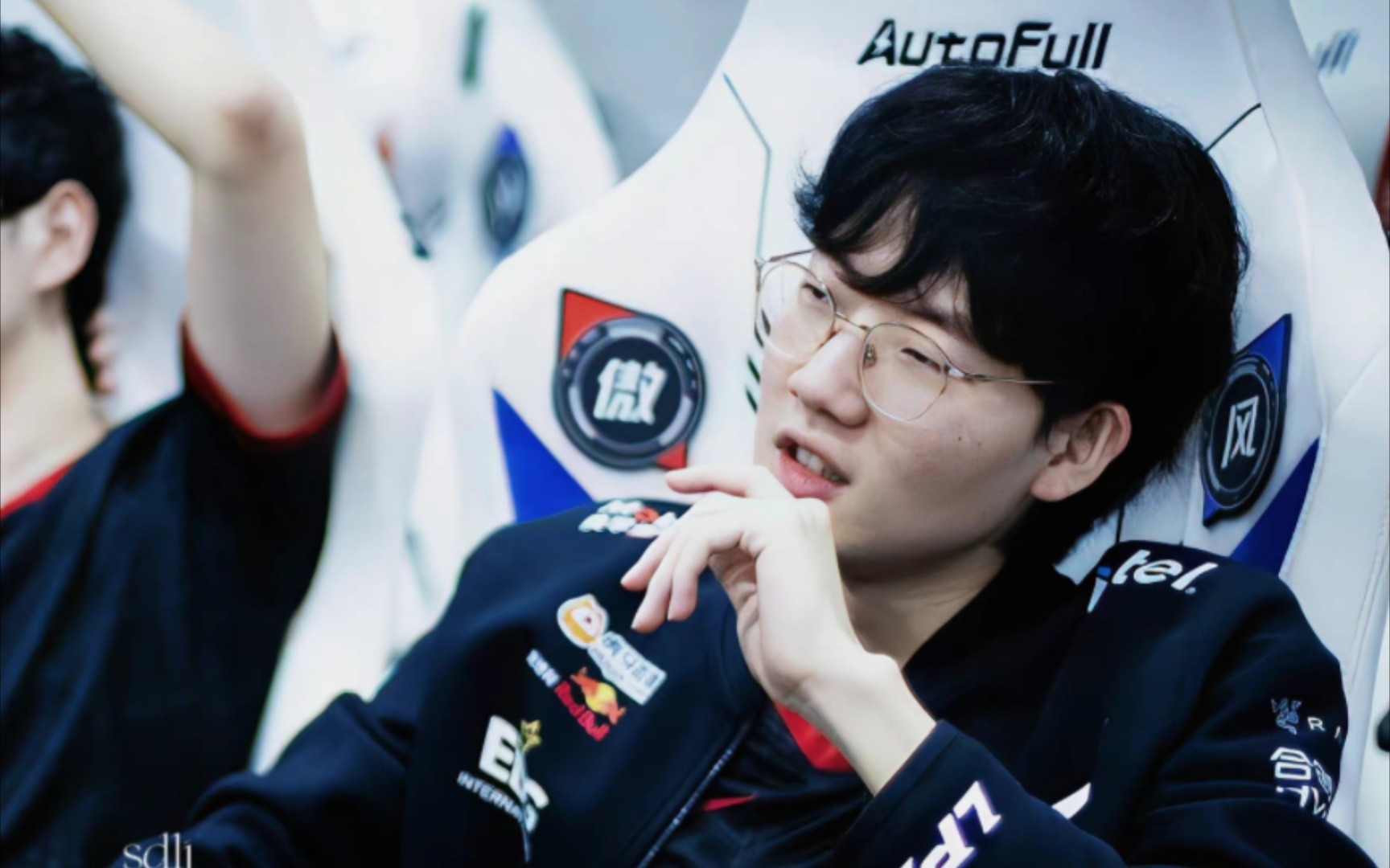 EDG.Viper | 辛苦了小馍！九月最好的礼物！世界赛见♥️_哔哩哔哩bilibili_英雄联盟