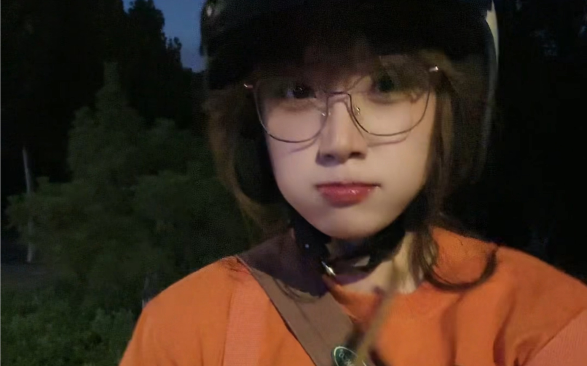 快月底了你们也奖励自己一朵小花吧 不管啦 腰花儿也算花 小姜不辣哈 小姜不辣哈 哔哩哔哩视频
