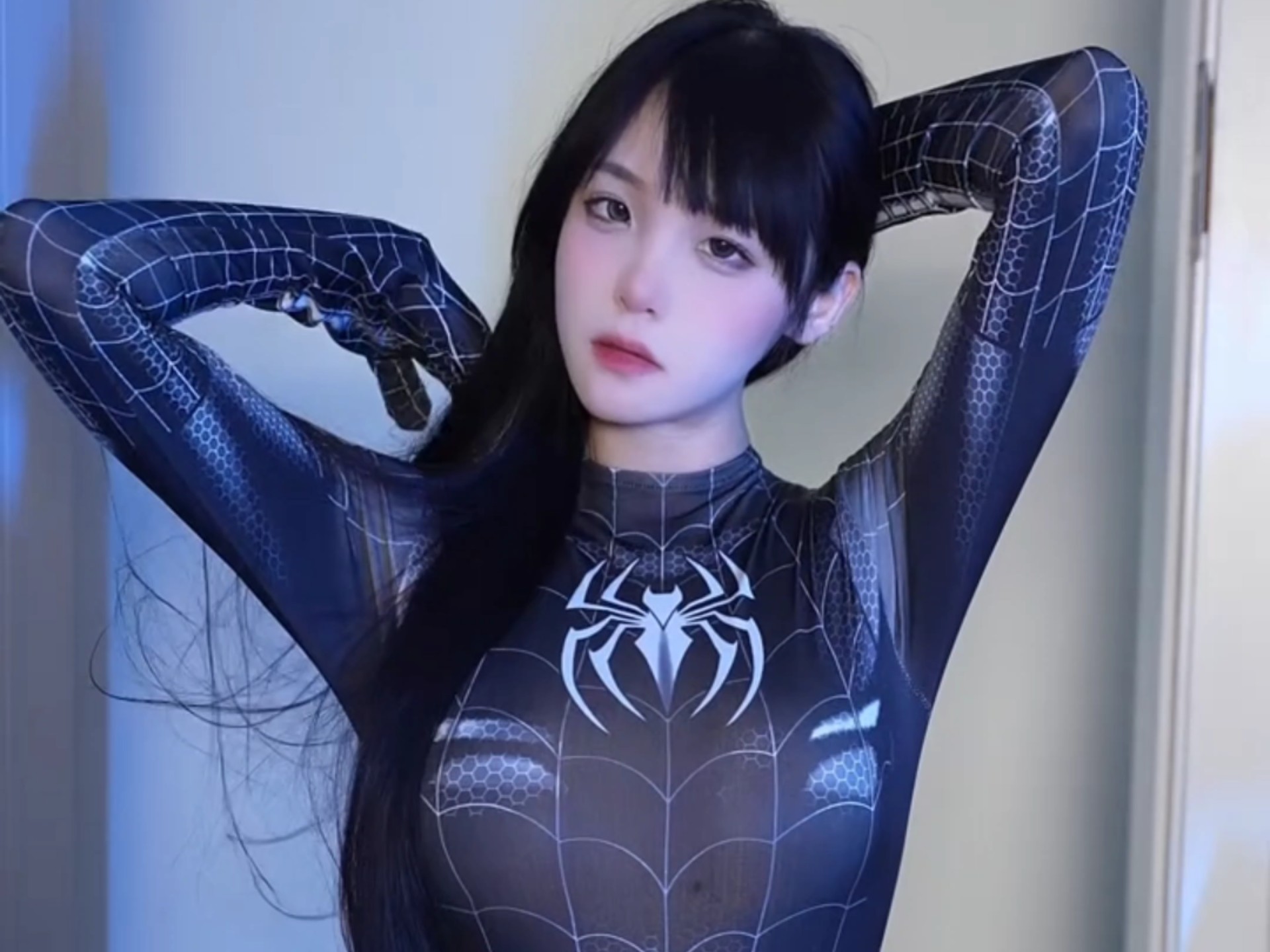 小心！会吐丝呦-Vivi颜究所-Vivi颜究所-哔哩哔哩视频