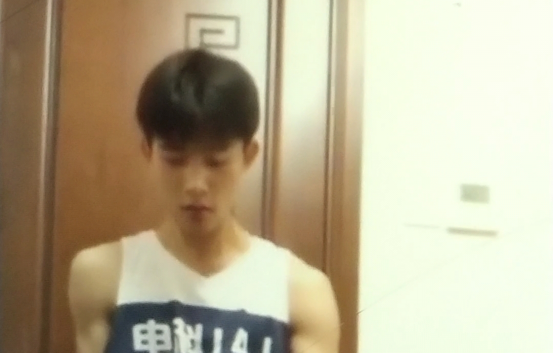 ADONISJING 刘京 WAVES 2-2 王博 野狼派选手诱惑呈现