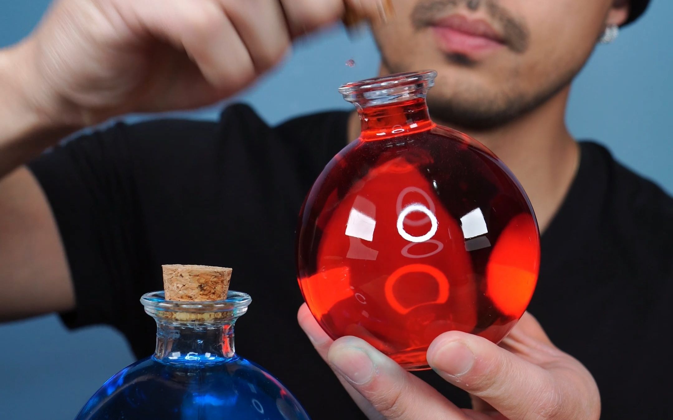 喝血瓶 Drinking Potion 2-李先生mrlee-李先生mrlee-哔哩哔哩视频