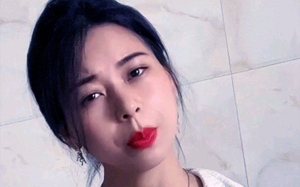 我不是黑社会-筱筱单身离异-筱筱单身离异-哔哩哔哩视频