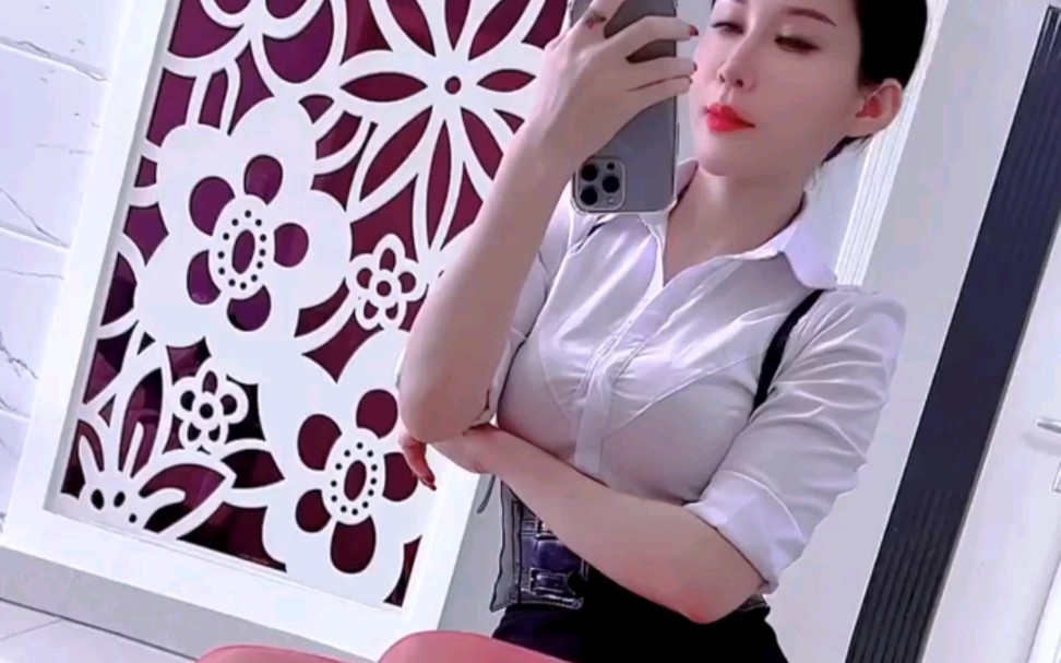 丰 满 的小姨 真是好小姨 真是好小姨 哔哩哔哩视频