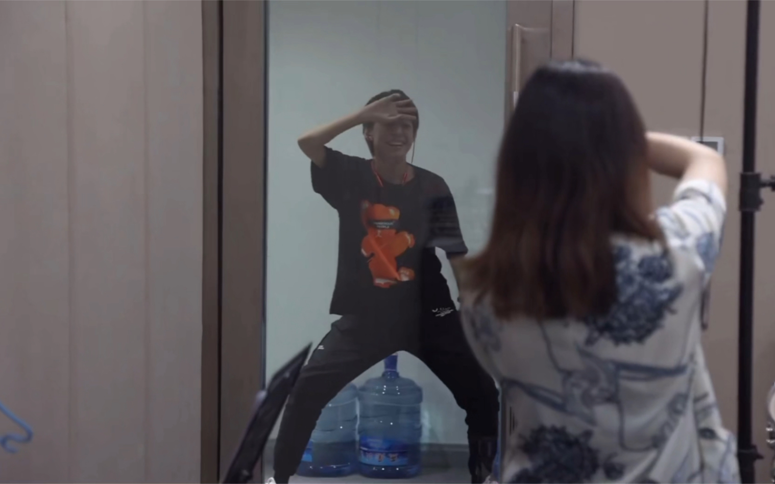 【TF家族三代】女团舞《Money》+《Gee》看了就会变快乐！！-bilibili(B站)无水印视频解析——YIUIOS易柚斯