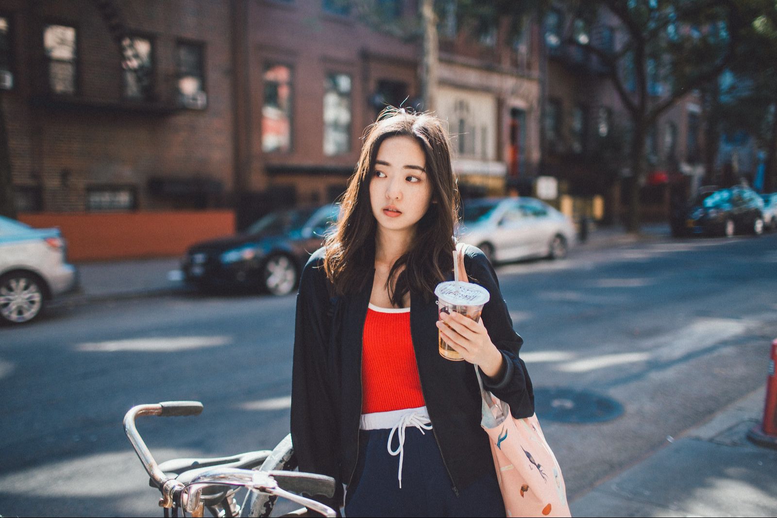 【摄影日记】中国·台湾摄影师 Samalive 第六期-四月菜饼子-四月菜饼子-哔哩哔哩视频