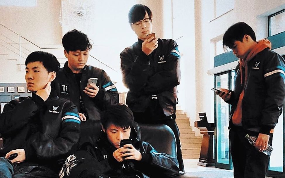 VGJ vs Vega 430解说SLi半决赛 2018/04/15_哔哩哔哩_bilibili