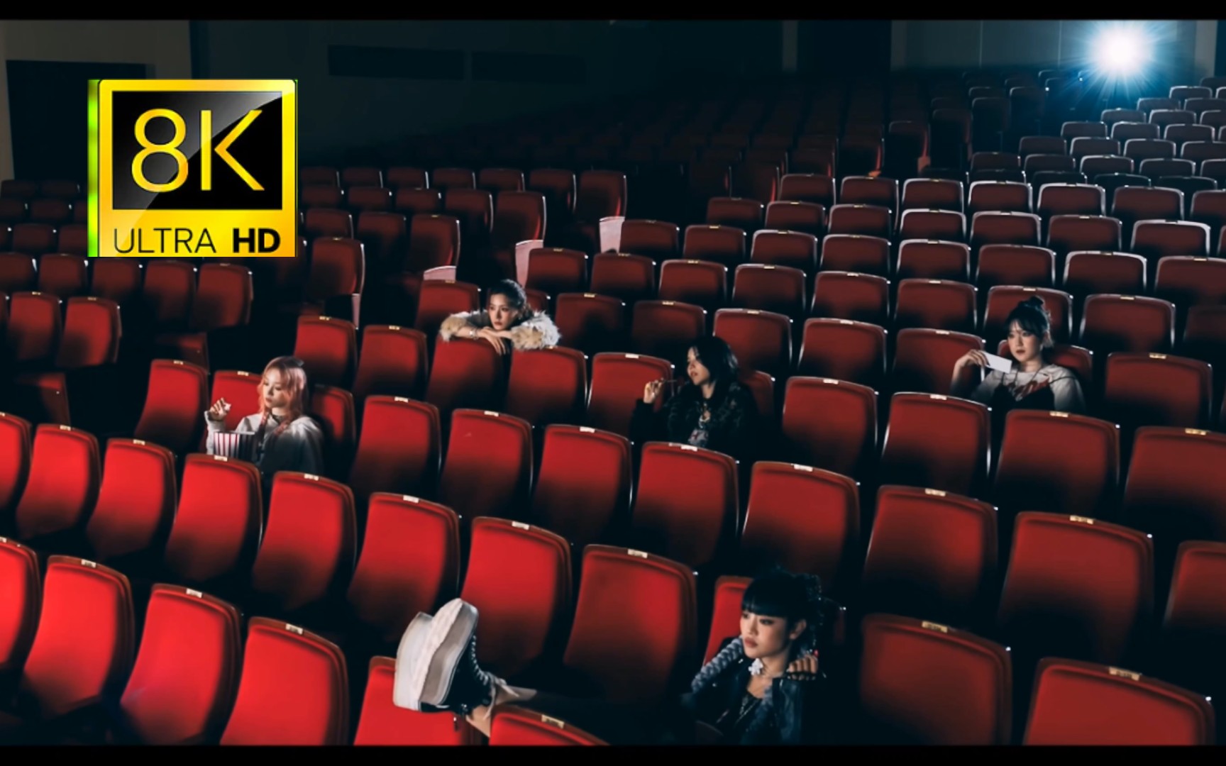 【8K60帧】【立体音效】【视觉盛宴】(G)I-DLE -《TOMBOY》MV[佩戴耳机观看效果更佳哦]-rela-tives-rela-tives-哔哩哔哩视频