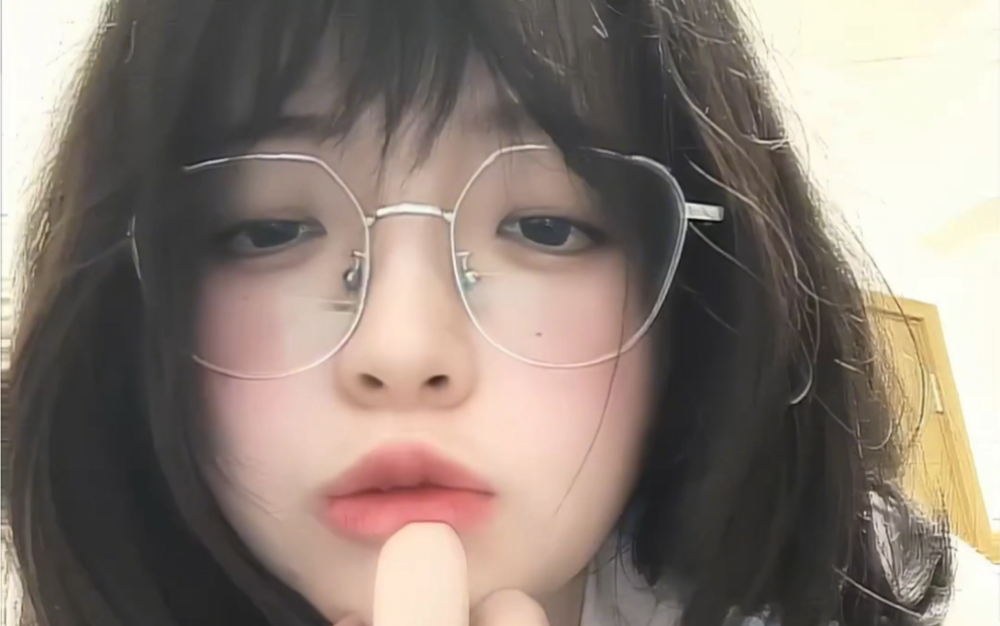 下雨天想和你一起窝在被子里捏~ 偷你家的猫k 偷你家的猫k 哔哩哔哩视频