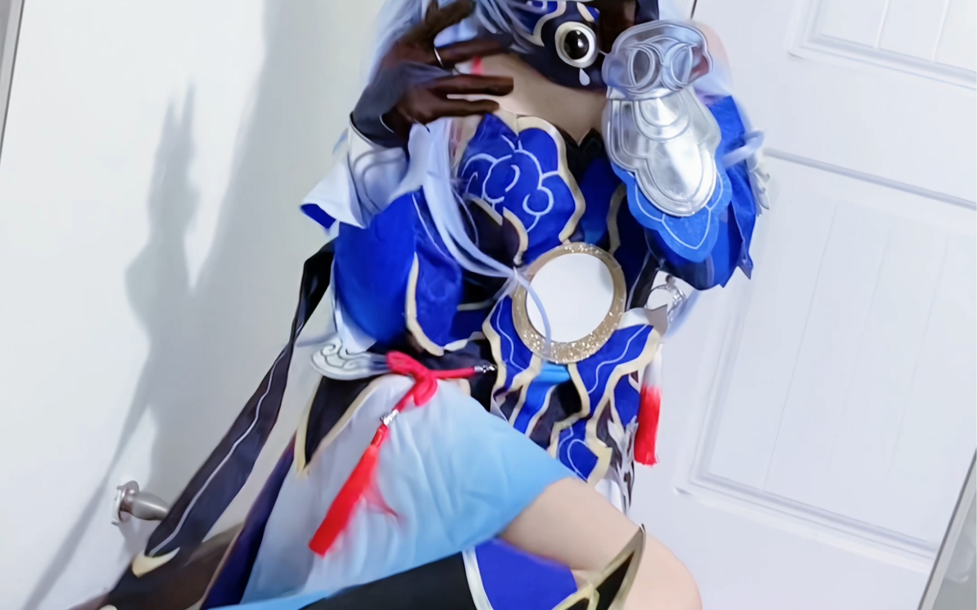 「镜流cos」我的剑，谁要学，我便教-白栎Shirly-白栎Shirly-哔哩哔哩视频