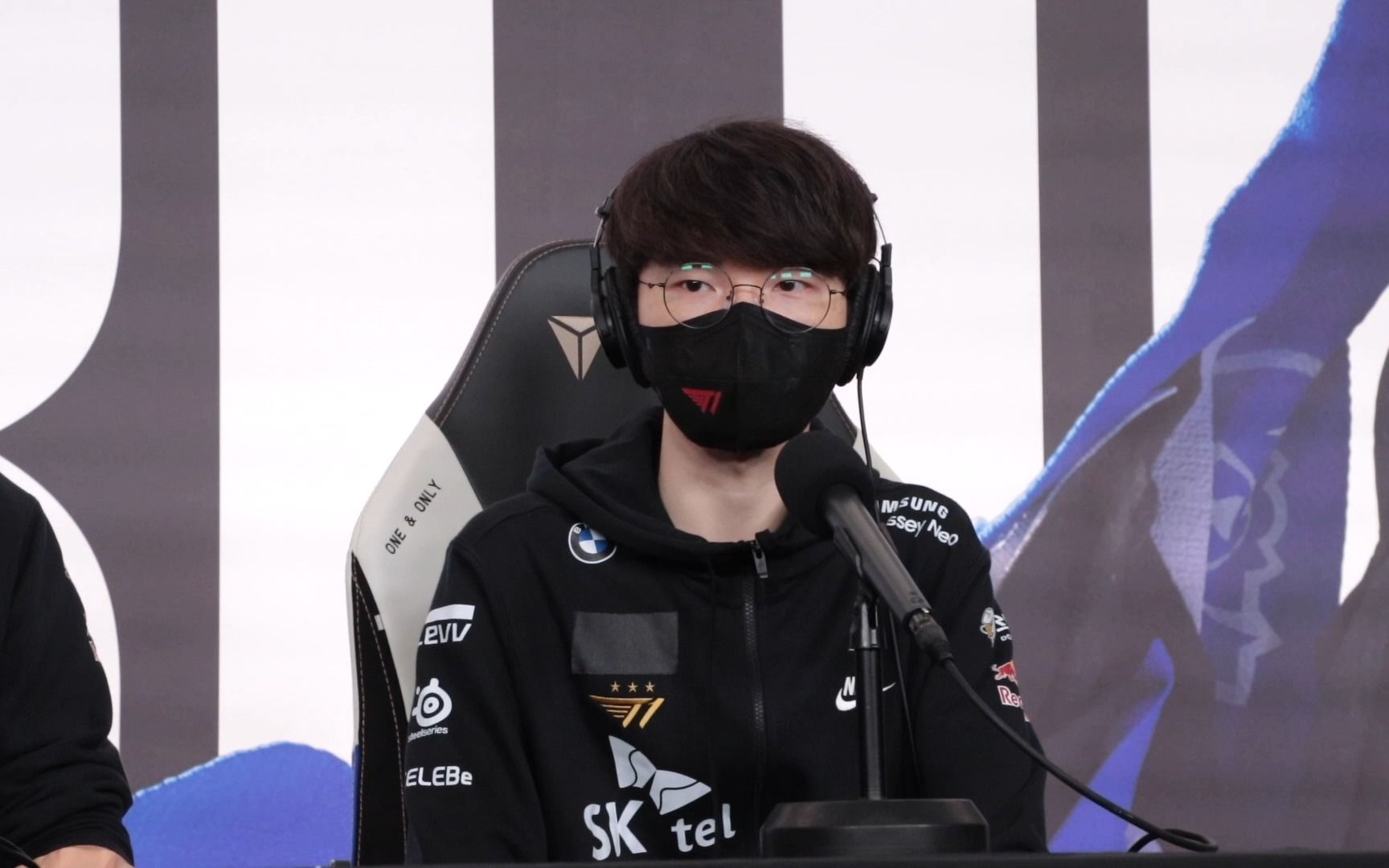 【S12总决赛】T1群访 Faker：未来的我们会以更好的面貌和大家相见-哔哩哔哩英雄联盟赛事-哔哩哔哩英雄联盟赛事-哔哩哔哩视频