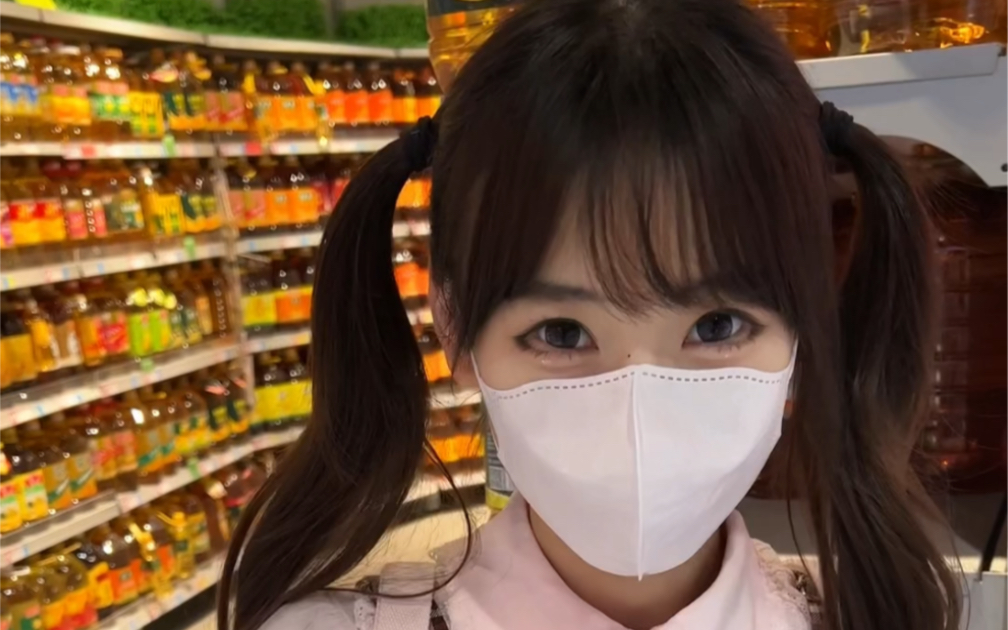 啊？整两口？ 我的女朋友是战斗萝莉 我的女朋友是战斗萝莉 哔哩哔哩视频