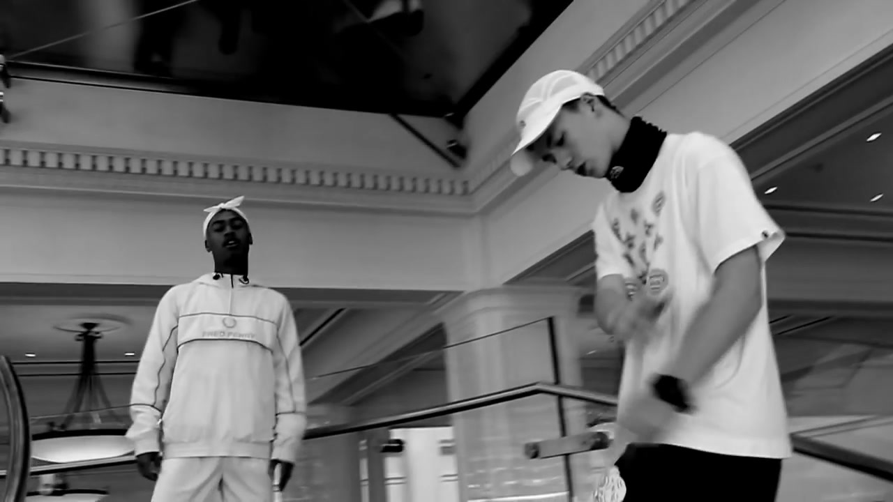 bladee & Ecco2k - BLEACH_哔哩哔哩_bilibili