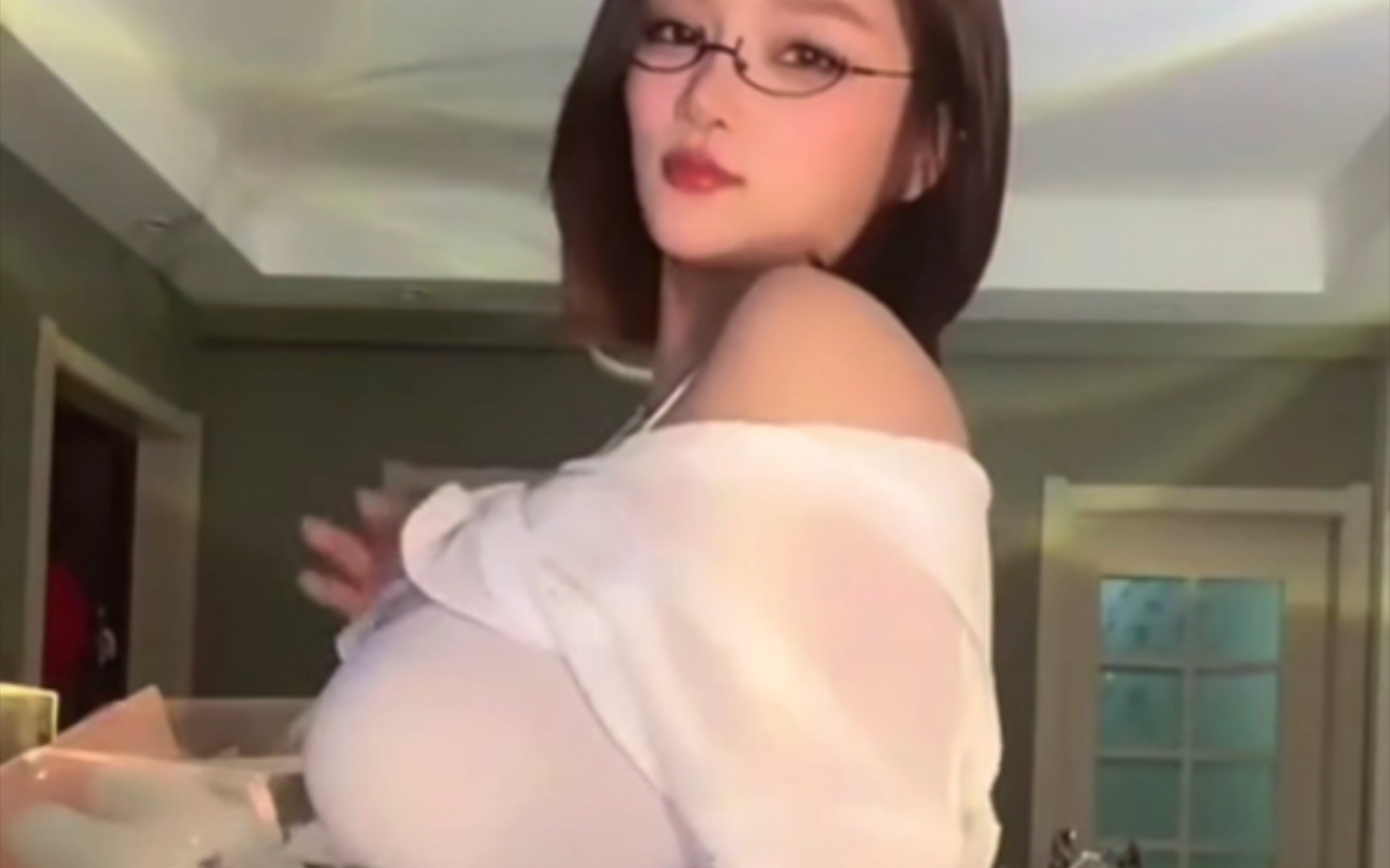 【快手热舞】 林露露加特林性感热舞 Bilibilib站无水印视频解析——6li6在线工具箱