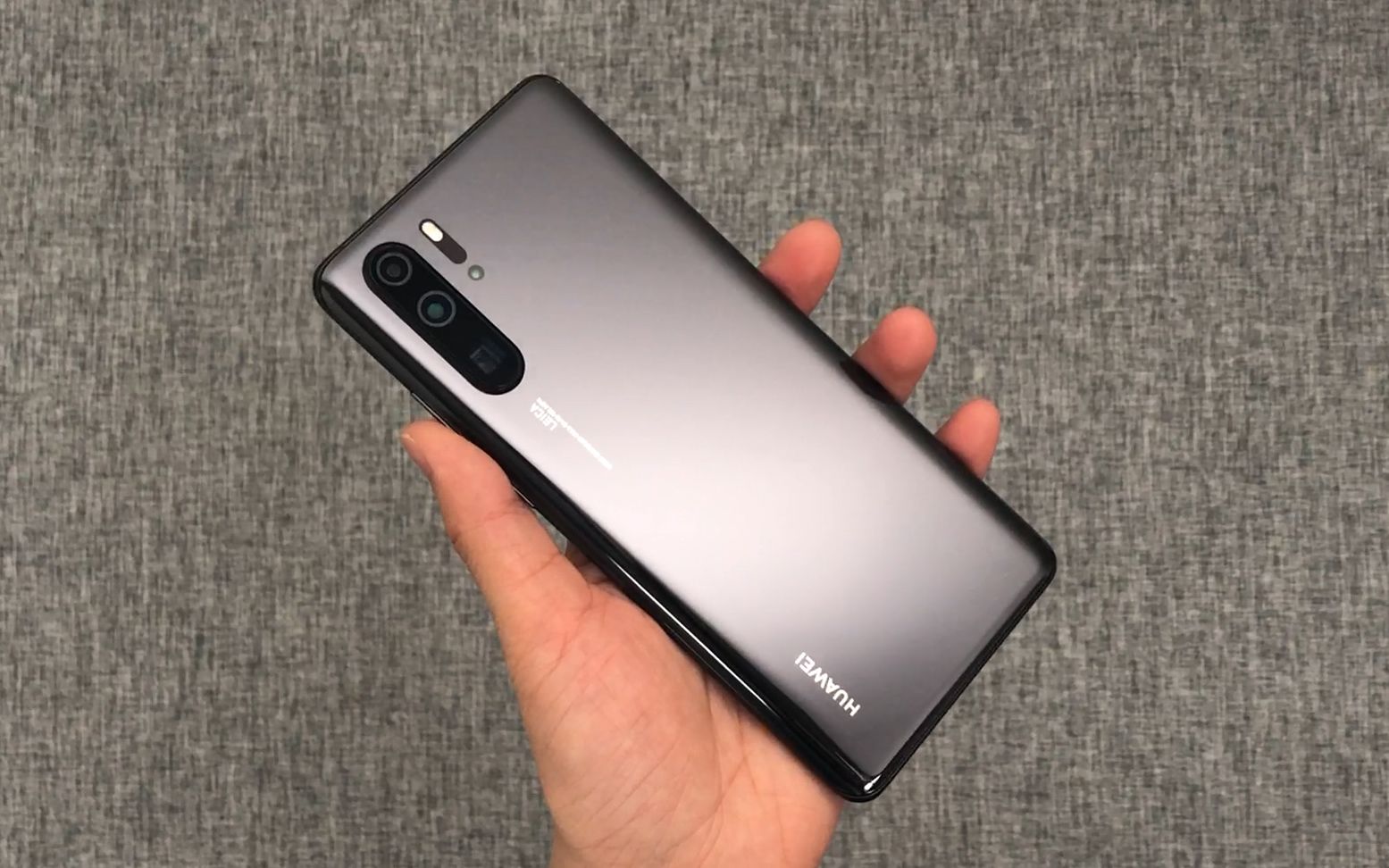 5099元的华为P30 Pro开箱，上手的那一刻：还买个啥iPhone Xs！_哔哩哔哩_bilibili