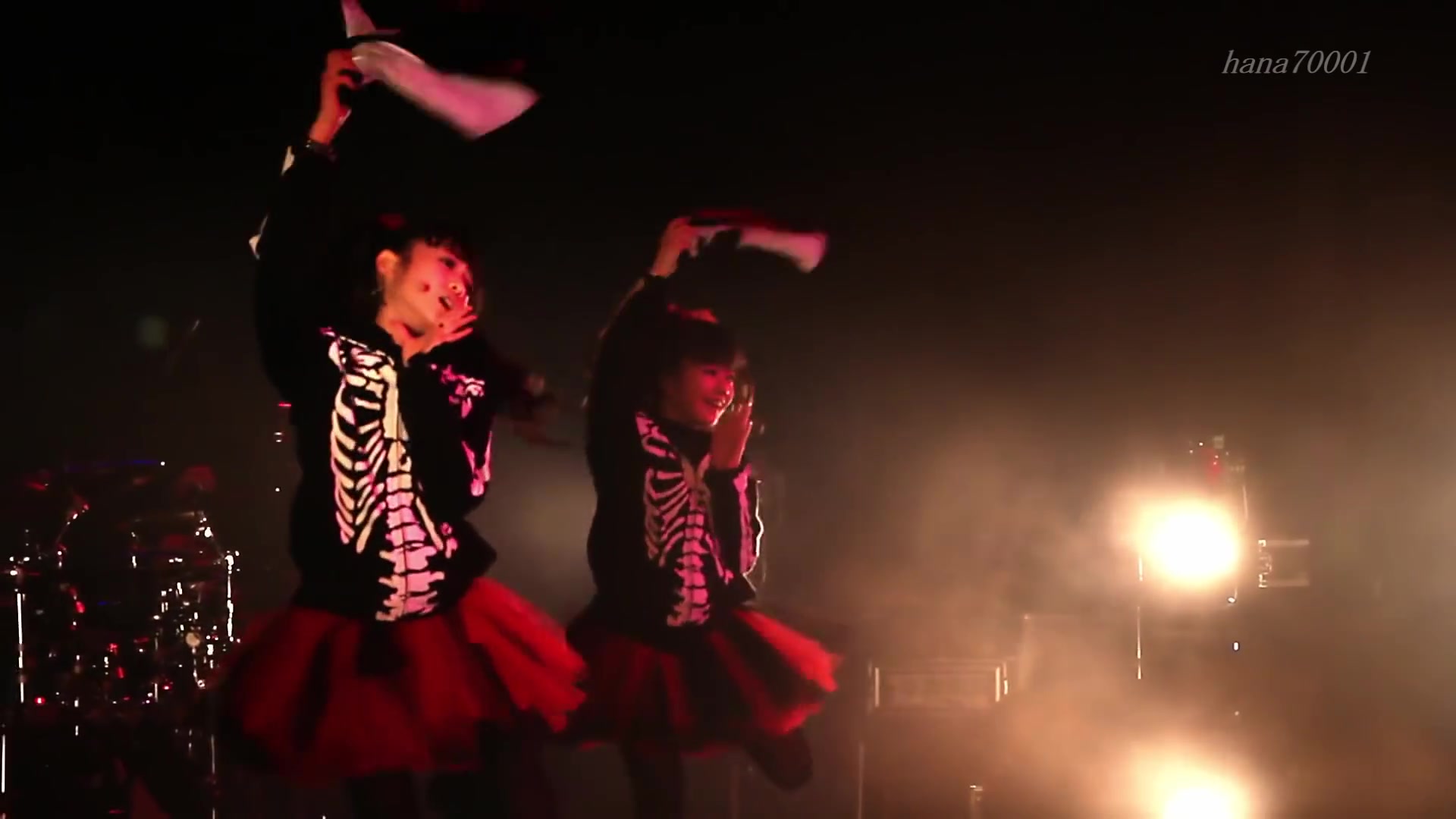 BABYMETAL -剪輯 Onedari Daisakusen「おねだり大作戦」最高音質 Live combi_哔哩哔哩_bilibili